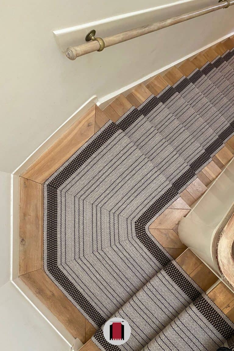 Roger Oates - Fitzroy Bright - De Roode Loper